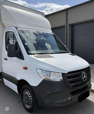 White Mercedes-Benz Sprinter 2021 in Kaunas, with an engine capacity of 2.14 L and mileage of 200 thousand km for 15900 €, photo 5 on AUTOMOTO.COM.LV