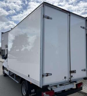 White Mercedes-Benz Sprinter 2021 in Kaunas, with an engine capacity of 2.14 L and mileage of 200 thousand km for 15900 €, photo 10 on AUTOMOTO.COM.LV