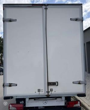 White Mercedes-Benz Sprinter 2021 in Kaunas, with an engine capacity of 2.14 L and mileage of 200 thousand km for 15900 €, photo 11 on AUTOMOTO.COM.LV