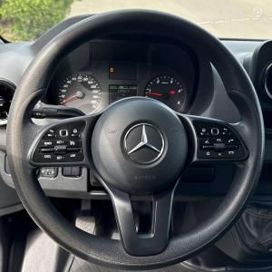 White Mercedes-Benz Sprinter 2021 in Kaunas, with an engine capacity of 2.14 L and mileage of 200 thousand km for 15900 €, photo 14 on AUTOMOTO.COM.LV