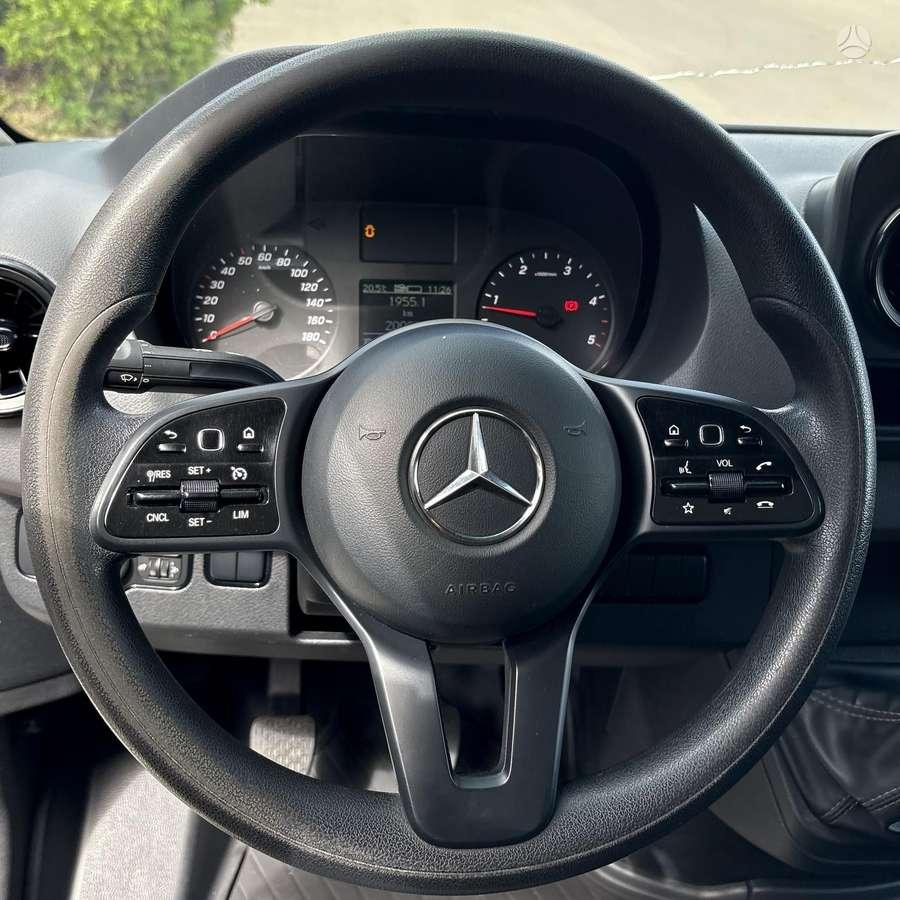 White Mercedes-Benz Sprinter 2021 in Kaunas, with an engine capacity of 2.14 L and mileage of 200 thousand km for 15900 €, photo 14 on AUTOMOTO.COM.LV