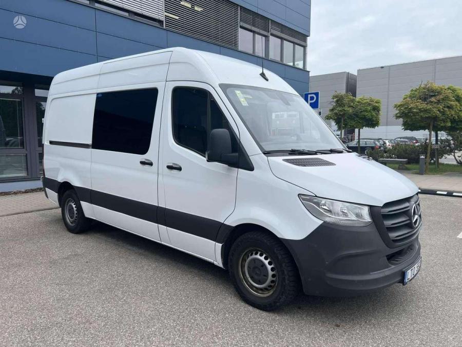 White Mercedes-Benz Sprinter 2021 in Vievis, with an engine capacity of 1.95 L and mileage of 826 thousand km for 11000 €, photo 3 on AUTOMOTO.COM.LV