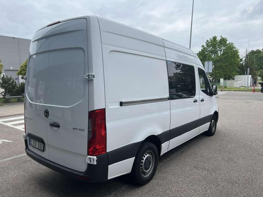White Mercedes-Benz Sprinter 2021 in Vievis, with an engine capacity of 1.95 L and mileage of 826 thousand km for 11000 €, photo 8 on AUTOMOTO.COM.LV