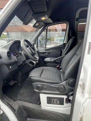 White Mercedes-Benz Sprinter 2021 in Vievis, with an engine capacity of 1.95 L and mileage of 826 thousand km for 11000 €, photo 14 on AUTOMOTO.COM.LV