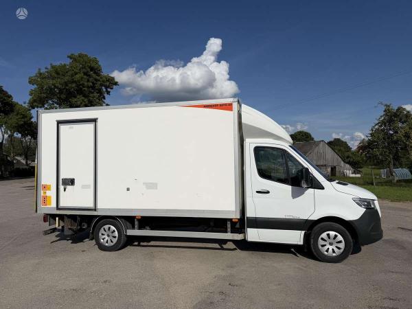 Balts Mercedes-Benz Sprinter 2021 Skaudvilė, ar dzinēja tilpumu 2.99 L un nobraukumu 397 tūkst. km par 18900 €, foto 6 vietnē AUTOMOTO.COM.LV