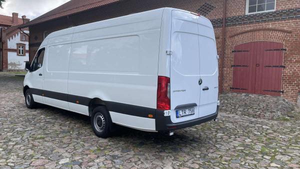 White Mercedes-Benz Sprinter 2021 in Silute, with an engine capacity of 2.20 L and mileage of 0 thousand km for 38000 €, photo 4 on AUTOMOTO.COM.LV