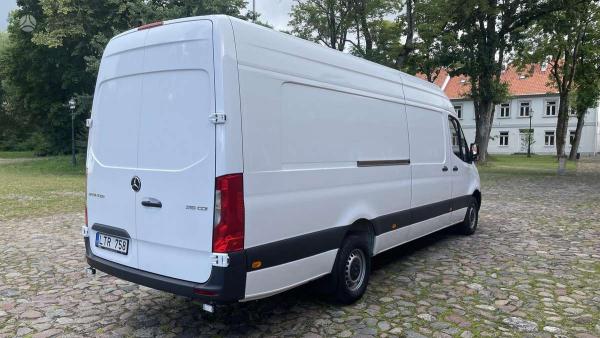 White Mercedes-Benz Sprinter 2021 in Silute, with an engine capacity of 2.20 L and mileage of 0 thousand km for 38000 €, photo 5 on AUTOMOTO.COM.LV