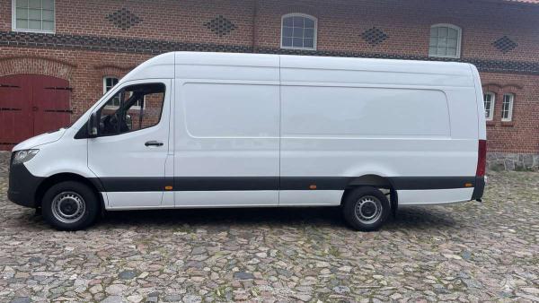 White Mercedes-Benz Sprinter 2021 in Silute, with an engine capacity of 2.20 L and mileage of 0 thousand km for 38000 €, photo 8 on AUTOMOTO.COM.LV