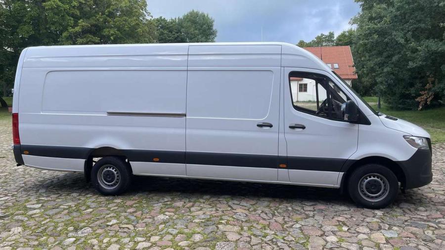 White Mercedes-Benz Sprinter 2021 in Silute, with an engine capacity of 2.20 L and mileage of 0 thousand km for 38000 €, photo 9 on AUTOMOTO.COM.LV