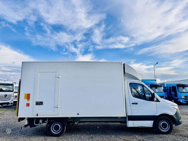 Balts Mercedes-Benz Sprinter 2021 Viļņa, ar dzinēja tilpumu 2.14 L un nobraukumu 328 tūkst. km par 18900 €, foto 5 vietnē AUTOMOTO.COM.LV