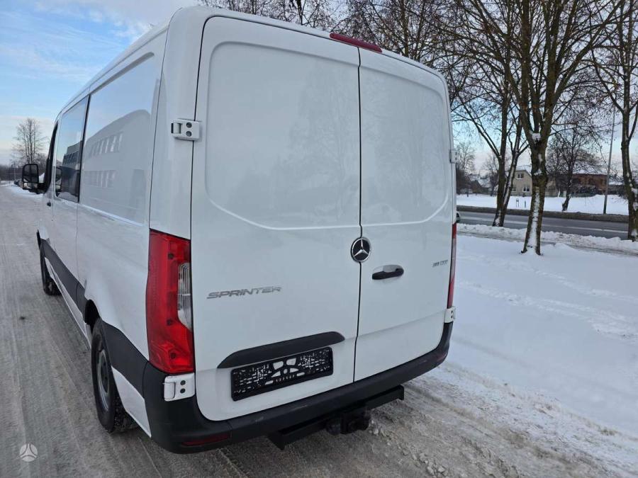 Balts Mercedes-Benz Sprinter 2022 Šauļi, ar dzinēja tilpumu 1.95 L un nobraukumu 160 tūkst. km par 12700 €, foto 3 vietnē AUTOMOTO.COM.LV