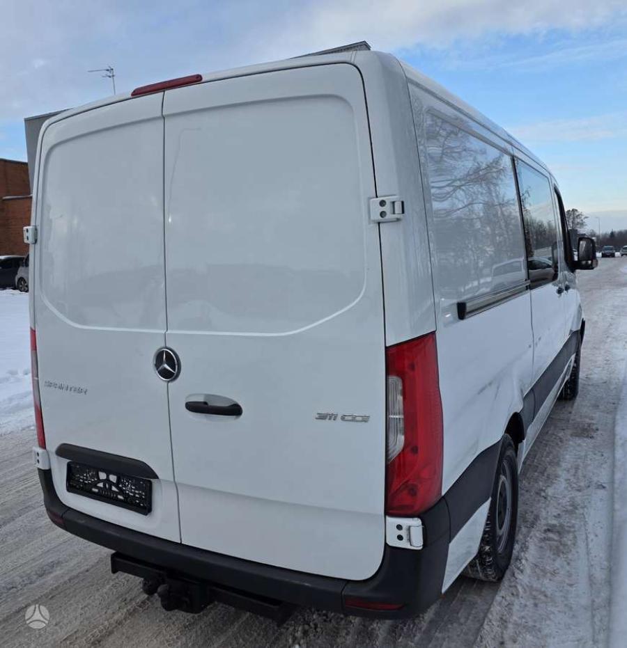 Balts Mercedes-Benz Sprinter 2022 Šauļi, ar dzinēja tilpumu 1.95 L un nobraukumu 160 tūkst. km par 12700 €, foto 4 vietnē AUTOMOTO.COM.LV