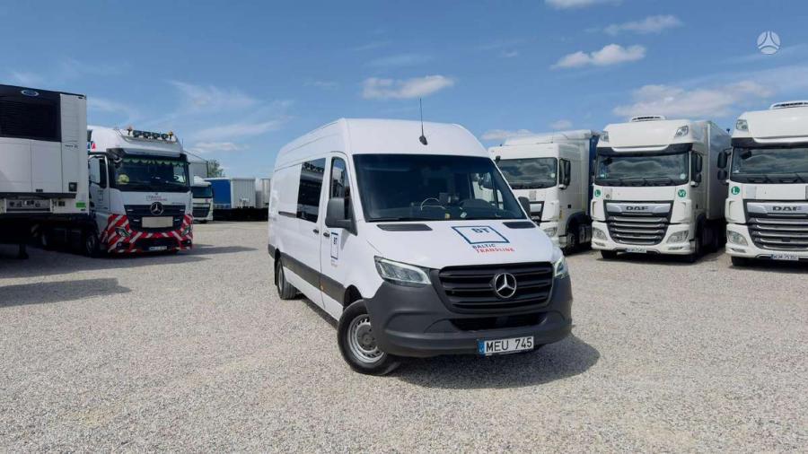 White Mercedes-Benz Sprinter 2022 in Kaunas, with an engine capacity of 2.99 L and mileage of 516 thousand km for 25500 €, photo 4 on AUTOMOTO.COM.LV