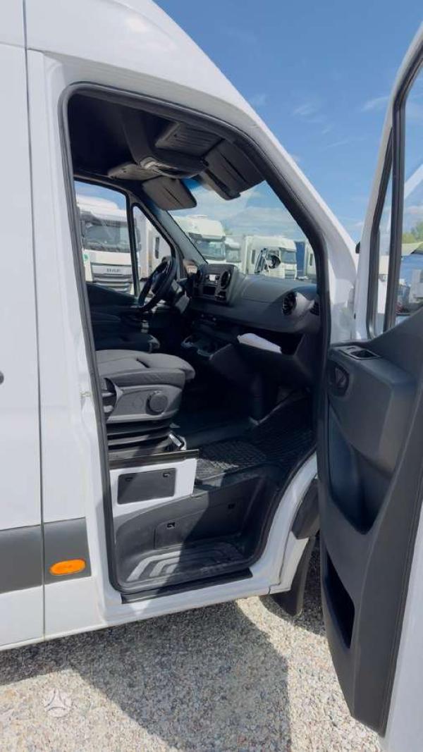 Balts Mercedes-Benz Sprinter 2022 Kauņa, ar dzinēja tilpumu 2.99 L un nobraukumu 516 tūkst. km par 28435 €, foto 11 vietnē AUTOMOTO.COM.LV