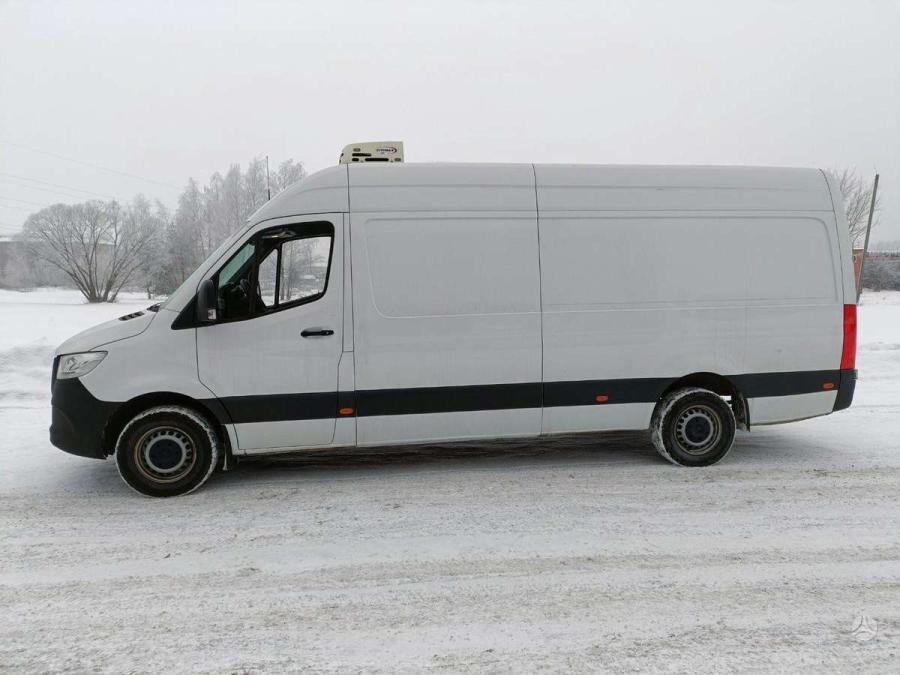 Balts Mercedes-Benz Sprinter 2022 Kauņa, ar dzinēja tilpumu 1.95 L un nobraukumu 99 tūkst. km par 27830 €, foto 1 vietnē AUTOMOTO.COM.LV