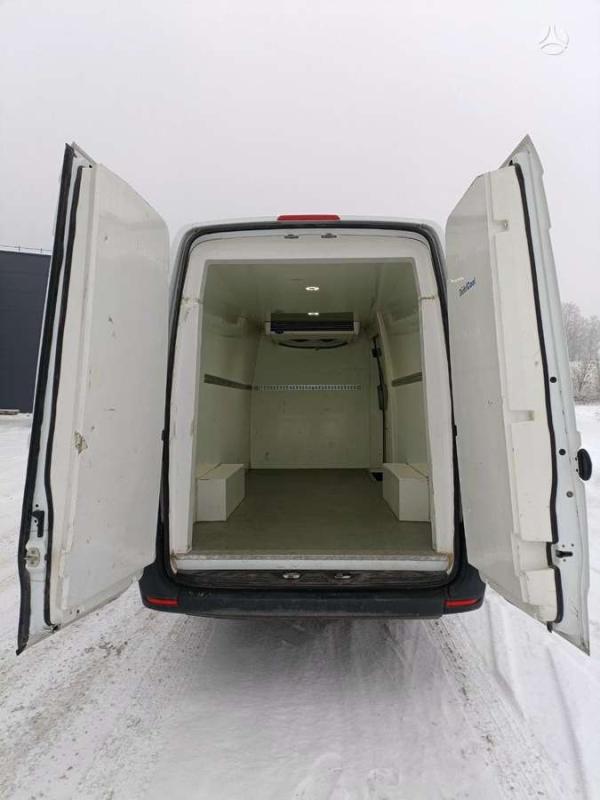 White Mercedes-Benz Sprinter 2022 in Kaunas, with an engine capacity of 1.95 L and mileage of 99 thousand km for 27830 €, photo 5 on AUTOMOTO.COM.LV