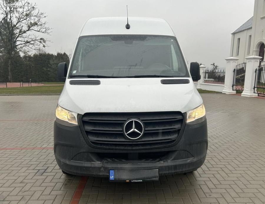 Balts Mercedes-Benz Sprinter 2022 Kauņa, ar dzinēja tilpumu 2.10 L un nobraukumu 210 tūkst. km par 17000 €, foto 4 vietnē AUTOMOTO.COM.LV