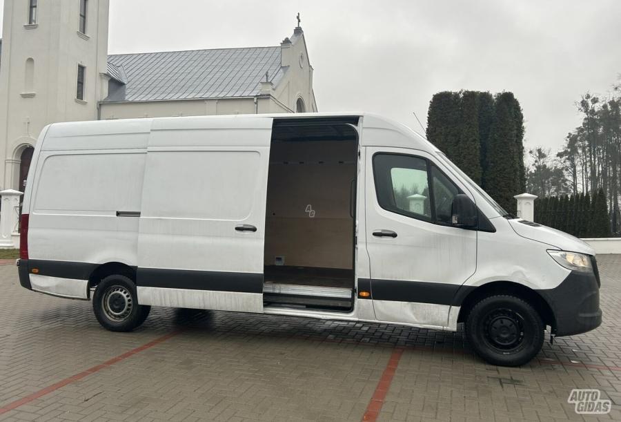 Balts Mercedes-Benz Sprinter 2022 Kauņa, ar dzinēja tilpumu 2.10 L un nobraukumu 210 tūkst. km par 17000 €, foto 8 vietnē AUTOMOTO.COM.LV