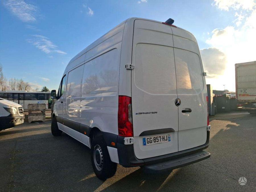 Balts Mercedes-Benz Sprinter 2022 Birštonas, ar dzinēja tilpumu 0.00 L un nobraukumu 5 tūkst. km par 14500 €, foto 4 vietnē AUTOMOTO.COM.LV
