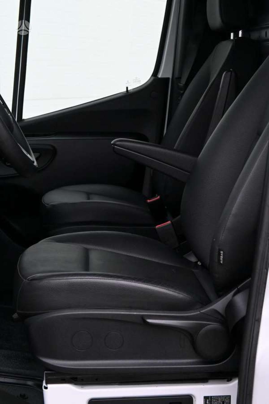 Balts Mercedes-Benz Sprinter 2022 Kretinga, ar dzinēja tilpumu 1.95 L un nobraukumu 21 tūkst. km par 35999 €, foto 23 vietnē AUTOMOTO.COM.LV