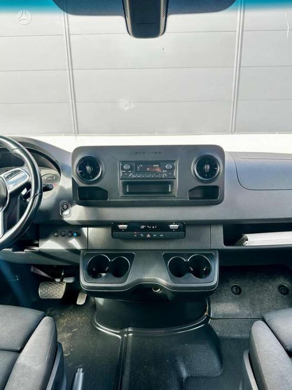 Balts Mercedes-Benz Sprinter 2022 Kauņa, ar dzinēja tilpumu 2.99 L un nobraukumu 669 tūkst. km par 33457 €, foto 8 vietnē AUTOMOTO.COM.LV