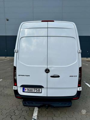 Balts Mercedes-Benz Sprinter 2022 Kauņa, ar dzinēja tilpumu 2.99 L un nobraukumu 669 tūkst. km par 33457 €, foto 10 vietnē AUTOMOTO.COM.LV