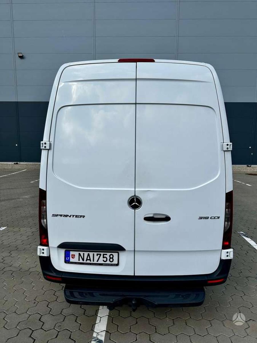 Balts Mercedes-Benz Sprinter 2022 Kauņa, ar dzinēja tilpumu 2.99 L un nobraukumu 669 tūkst. km par 33457 €, foto 10 vietnē AUTOMOTO.COM.LV