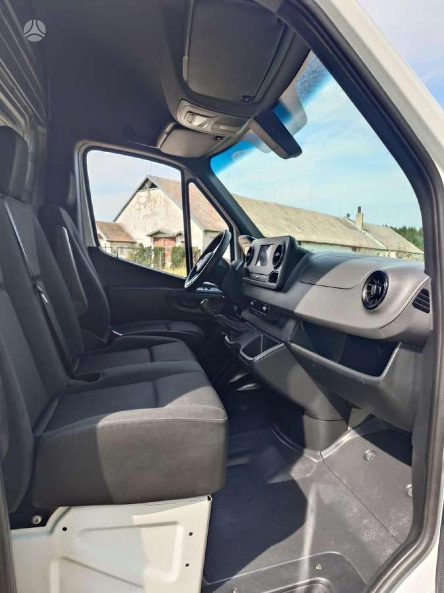 Balts Mercedes-Benz Sprinter 2022 Tauragė, ar dzinēja tilpumu 1.95 L un nobraukumu 219 tūkst. km par 19118 €, foto 15 vietnē AUTOMOTO.COM.LV