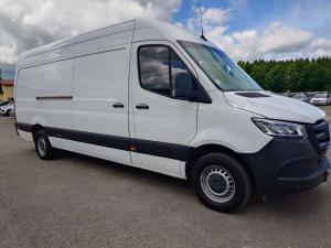 White Mercedes-Benz Sprinter 2022 in Taurage, with an engine capacity of 1.95 L and mileage of 245 thousand km for 19239 €, photo  on AUTOMOTO.COM.LV