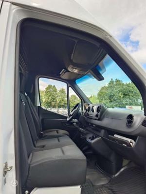 White Mercedes-Benz Sprinter 2022 in Taurage, with an engine capacity of 1.95 L and mileage of 245 thousand km for 19239 €, photo 13 on AUTOMOTO.COM.LV