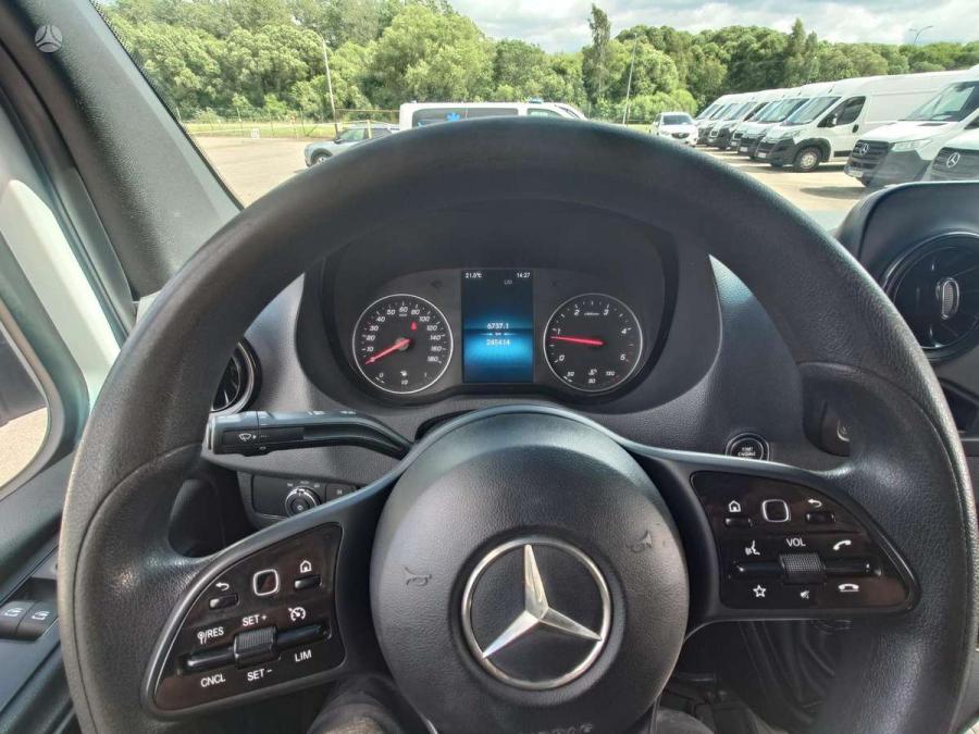 White Mercedes-Benz Sprinter 2022 in Taurage, with an engine capacity of 1.95 L and mileage of 245 thousand km for 19239 €, photo 14 on AUTOMOTO.COM.LV