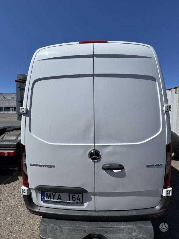 Balts Mercedes-Benz Sprinter 2022 Klaipėda, ar dzinēja tilpumu 2.99 L un nobraukumu 740 tūkst. km par 18755 €, foto 4 vietnē AUTOMOTO.COM.LV