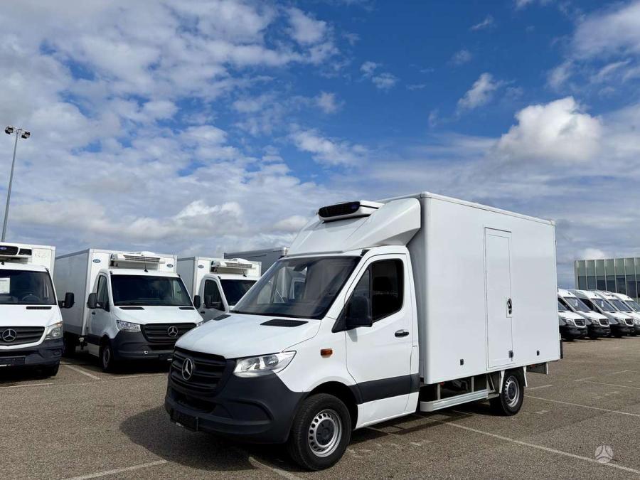 Balts Mercedes-Benz Sprinter 2022 Viļņa, ar dzinēja tilpumu 1.95 L un nobraukumu 206 tūkst. km par 19900 €, foto 8 vietnē AUTOMOTO.COM.LV