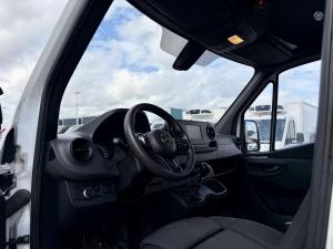 Balts Mercedes-Benz Sprinter 2022 Viļņa, ar dzinēja tilpumu 1.95 L un nobraukumu 206 tūkst. km par 19900 €, foto 16 vietnē AUTOMOTO.COM.LV
