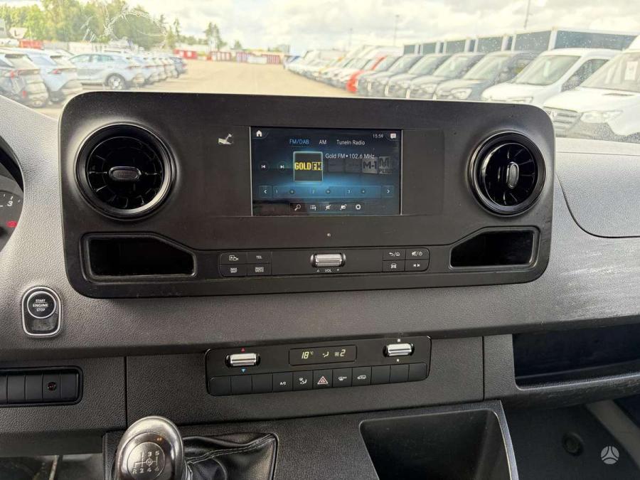 Balts Mercedes-Benz Sprinter 2022 Viļņa, ar dzinēja tilpumu 1.95 L un nobraukumu 206 tūkst. km par 19900 €, foto 18 vietnē AUTOMOTO.COM.LV