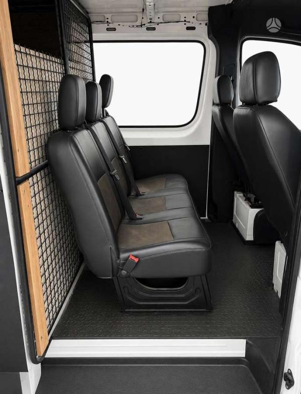 White Mercedes-Benz Sprinter 2022 in Kaunas, with an engine capacity of 1.97 L and mileage of 156 thousand km for 22900 €, photo 5 on AUTOMOTO.COM.LV