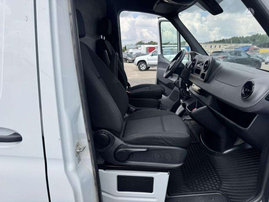 Balts Mercedes-Benz Sprinter 2022 Radviliškis, ar dzinēja tilpumu 1.95 L un nobraukumu 284 tūkst. km par 14701 €, foto 23 vietnē AUTOMOTO.COM.LV