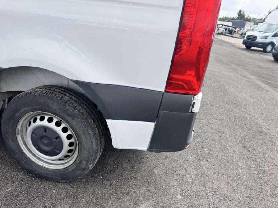 Balts Mercedes-Benz Sprinter 2022 Radviliškis, ar dzinēja tilpumu 1.95 L un nobraukumu 284 tūkst. km par 14701 €, foto 35 vietnē AUTOMOTO.COM.LV