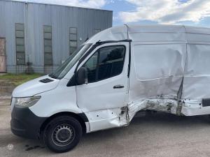 Balts Mercedes-Benz Sprinter 2022 Kauņa, ar dzinēja tilpumu 1.95 L un nobraukumu 163 tūkst. km par 12990 €, foto 4 vietnē AUTOMOTO.COM.LV