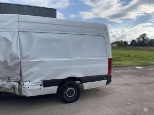 Balts Mercedes-Benz Sprinter 2022 Kauņa, ar dzinēja tilpumu 1.95 L un nobraukumu 163 tūkst. km par 12990 €, foto 5 vietnē AUTOMOTO.COM.LV