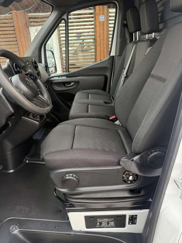 White Mercedes-Benz Sprinter 2022 in Kaunas, with an engine capacity of 2.00 L and mileage of 330 thousand km for 11200 €, photo 7 on AUTOMOTO.COM.LV