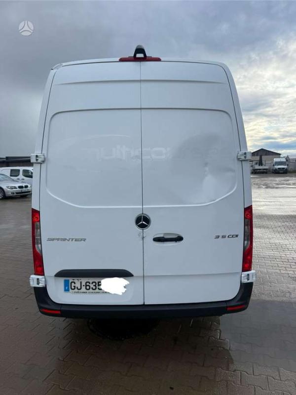 White Mercedes-Benz Sprinter 2022 in Kaunas, with an engine capacity of 2.00 L and mileage of 330 thousand km for 11200 €, photo 9 on AUTOMOTO.COM.LV