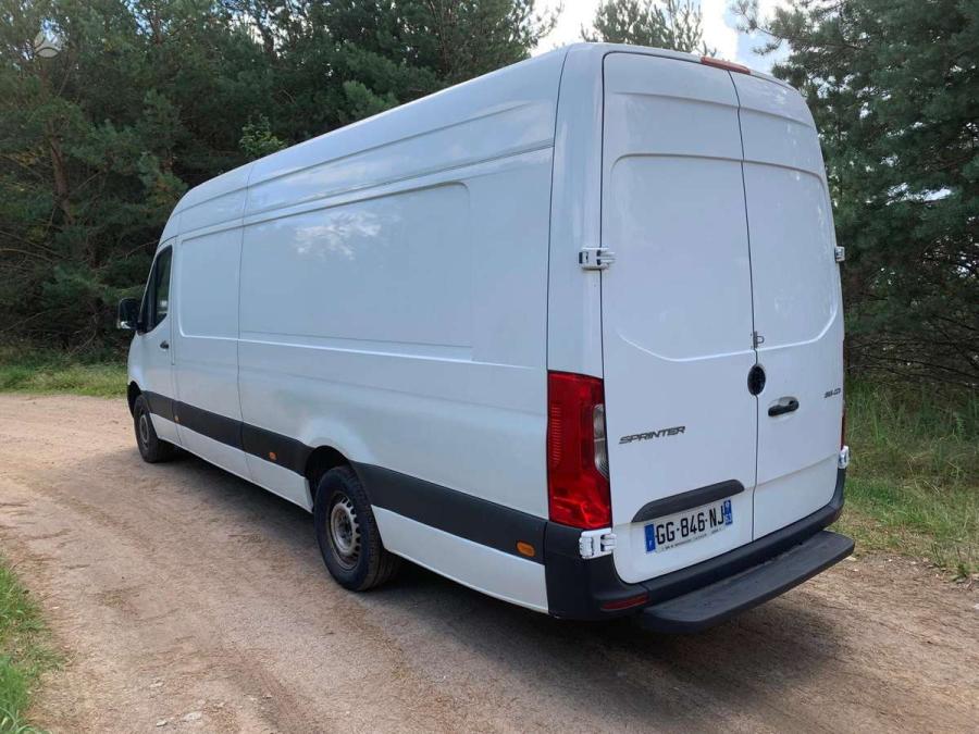 Balts Mercedes-Benz Sprinter 2022 Viļņa, ar dzinēja tilpumu 1.95 L un nobraukumu 250 tūkst. km par 20207 €, foto 3 vietnē AUTOMOTO.COM.LV