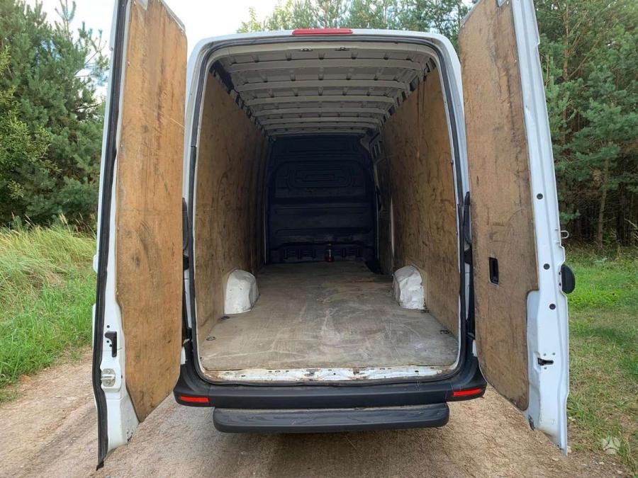 Balts Mercedes-Benz Sprinter 2022 Viļņa, ar dzinēja tilpumu 1.95 L un nobraukumu 250 tūkst. km par 20207 €, foto 9 vietnē AUTOMOTO.COM.LV