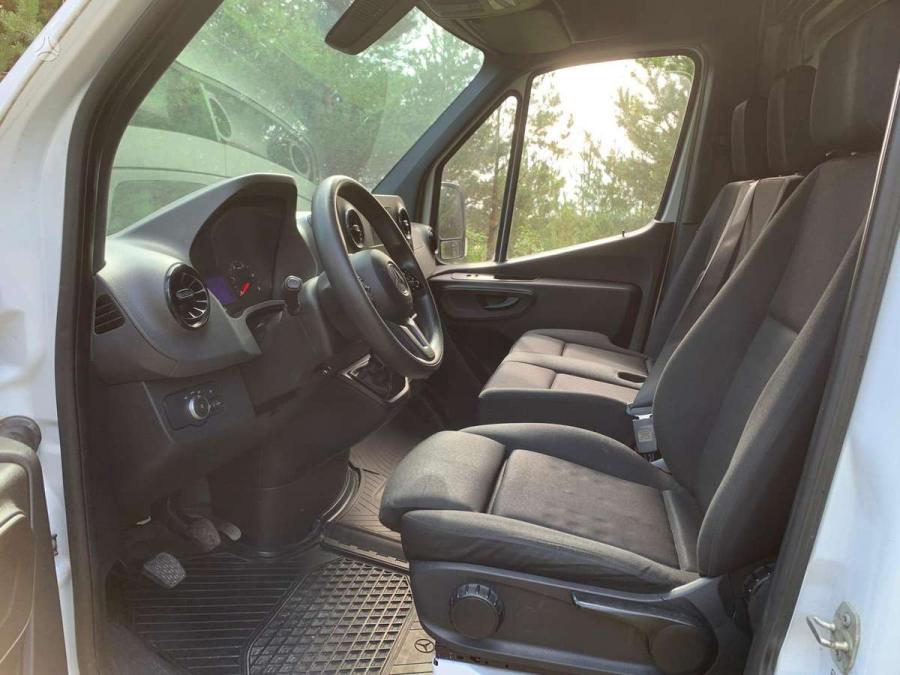 Balts Mercedes-Benz Sprinter 2022 Viļņa, ar dzinēja tilpumu 1.95 L un nobraukumu 250 tūkst. km par 20207 €, foto 15 vietnē AUTOMOTO.COM.LV