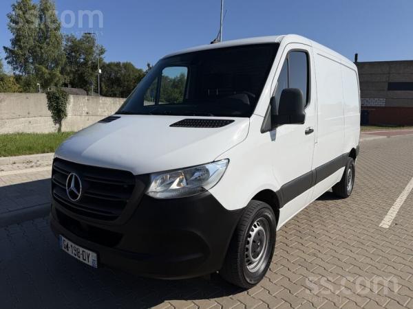 White Mercedes-Benz Sprinter 2022 in Jelgava, with an engine capacity of 2.00 L and mileage of 243 thousand km for 14900 €, photo 4 on AUTOMOTO.COM.LV