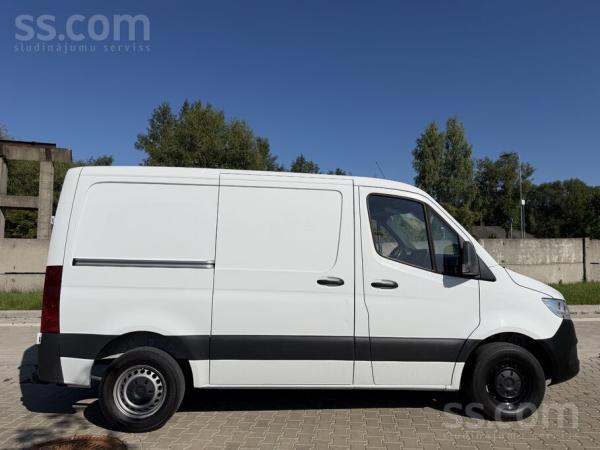 White Mercedes-Benz Sprinter 2022 in Jelgava, with an engine capacity of 2.00 L and mileage of 243 thousand km for 14900 €, photo 6 on AUTOMOTO.COM.LV