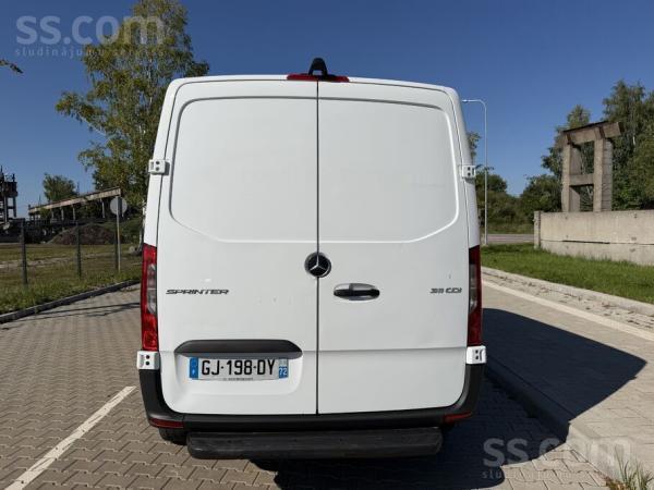 White Mercedes-Benz Sprinter 2022 in Jelgava, with an engine capacity of 2.00 L and mileage of 243 thousand km for 14900 €, photo 10 on AUTOMOTO.COM.LV