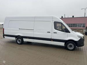 White Mercedes-Benz Sprinter 2023 in Kaunas, with an engine capacity of 2.00 L and mileage of 340 thousand km for 17800 €, photo 4 on AUTOMOTO.COM.LV