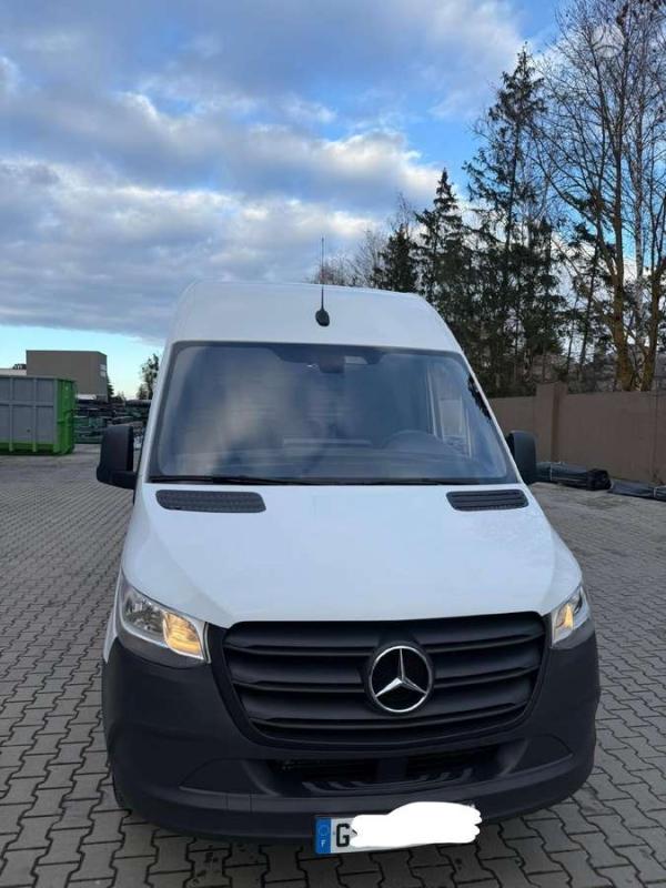 White Mercedes-Benz Sprinter 2023 in Kaunas, with an engine capacity of 2.00 L and mileage of 550 thousand km for 16850 €, photo 5 on AUTOMOTO.COM.LV